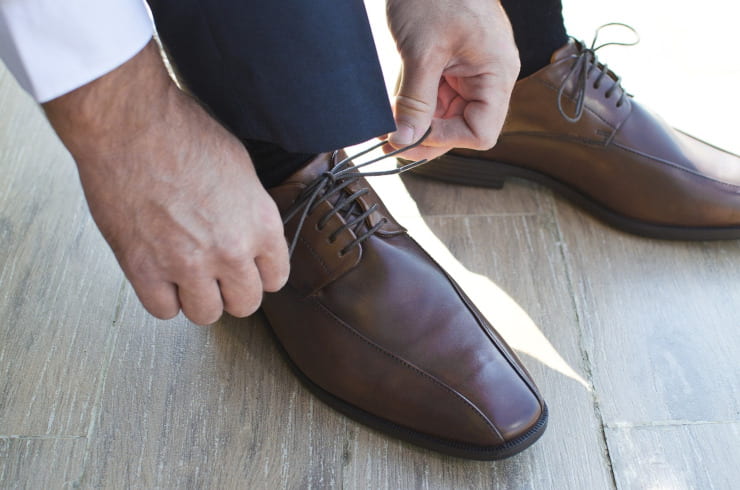 Scarpe strette: come allargarle, i pratici metodi fai da te