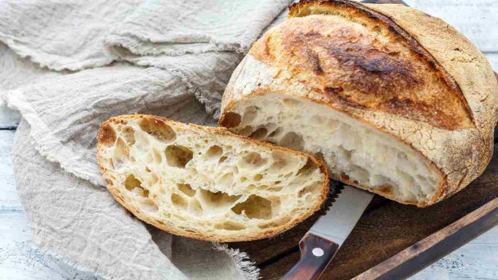 Ecco perché non dovresti mangiare il pane a quest'ora - NonSapeviChe