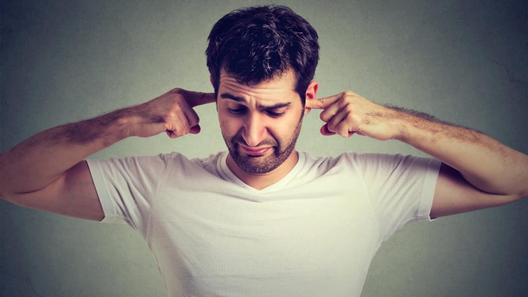 Ronzio alle orecchie fastidioso: potresti avere la pressione troppo ...