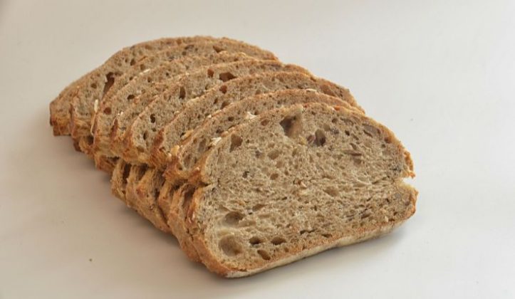 Il pane vecchio può tornare fresco con un trucco: ecco come - NonSapeviChe